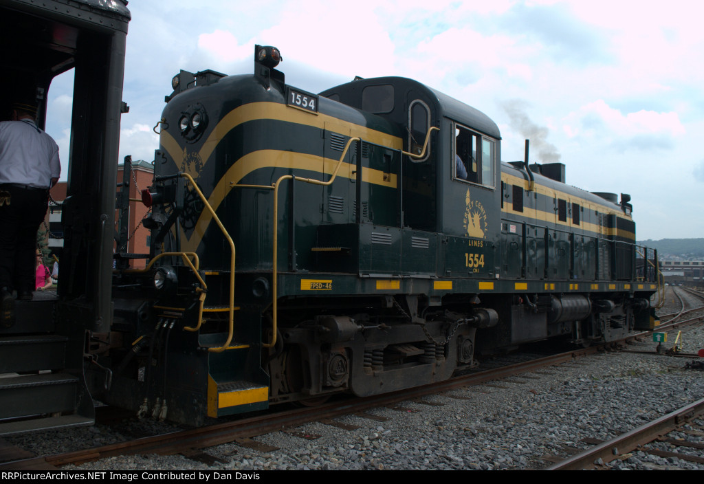 CNJ RS3 1554 on the Scranton Limited